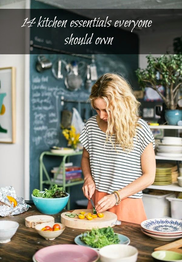 14 Kitchen Essentials Everyone Should Own |Sunny Days & Starry Nights