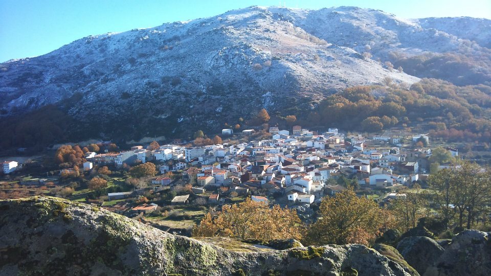 TALAVAN TALAVAN CUENTA: CABEZABELLOSA: EN LA PLAZA DE MI PUEBLO-4