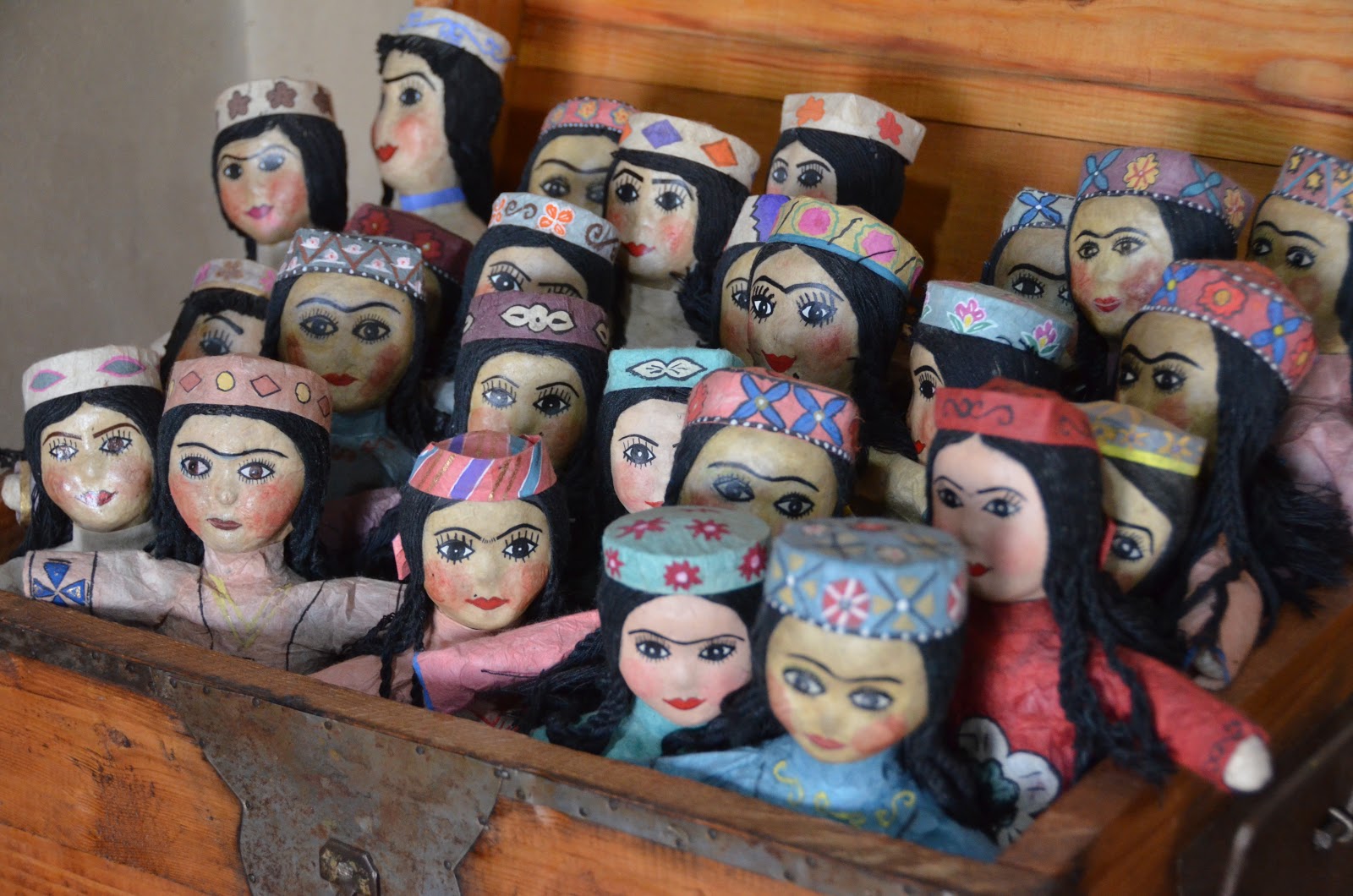 Suitcase and World: Samarkand. Making Paper at Meros.