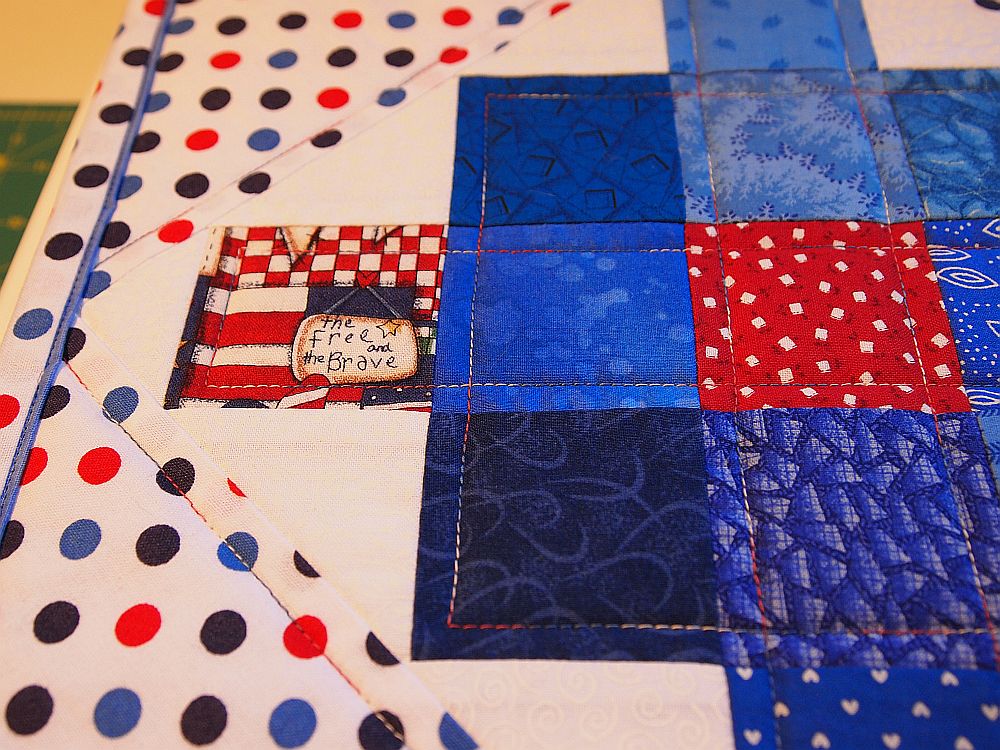 52 Quilts in 52 Weeks: Tuesday Tutorial: Susie's Magic Binding