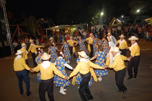 Festas do Brasil: CATIRA-DANÇA FOLCLÓRICA DO BRASIL
