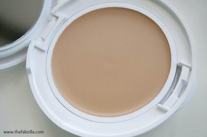 Sunscreen In A Compact? Avene Haute Protection SPF 50 Tinted Compact ...