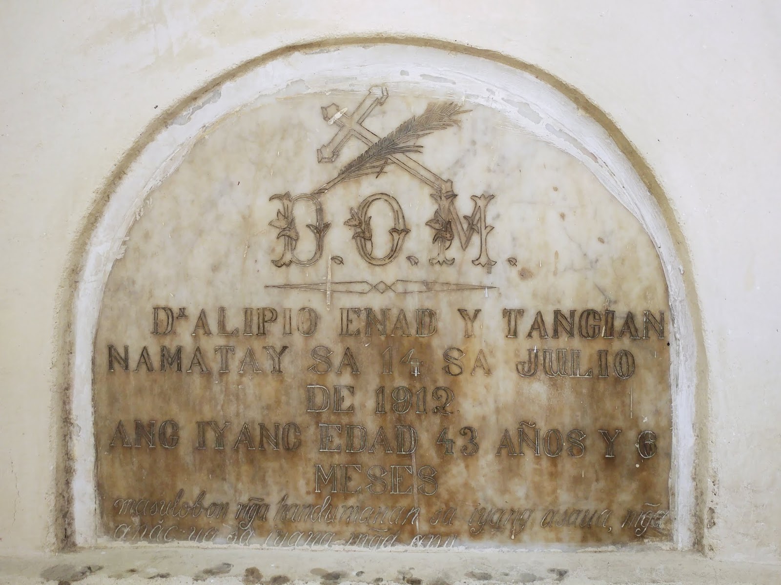 A Visual Tour of Philippine Lapidas and Tombstones