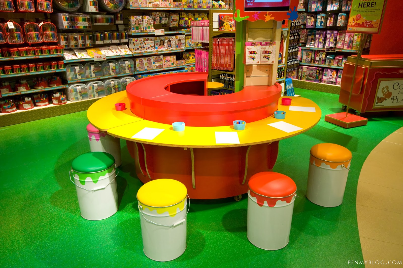 Pen My Blog: Hamleys,The Finest Toy Shop In The World Grand Opening in ...