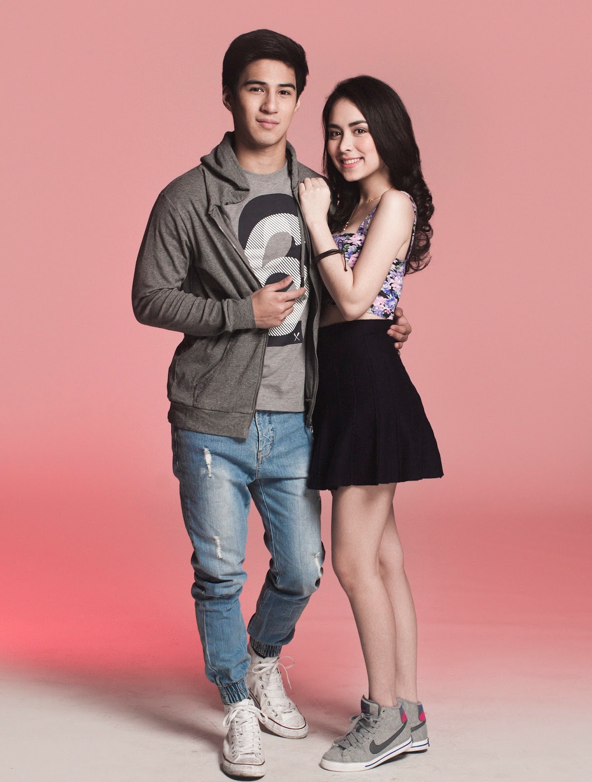 My Movie World: Watch: Pwera Usog Stars Share Their Favorite Horror Film