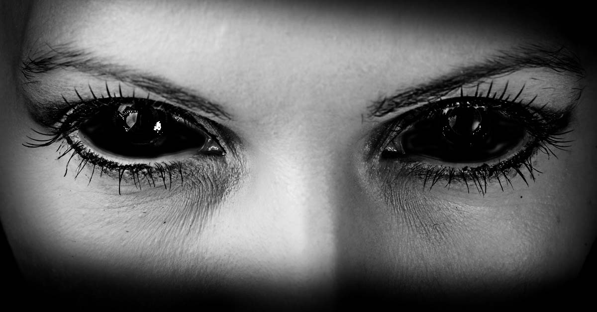 16 Warning Signs You re Dealing With An Evil Person 16-warning-signs-you-re-dealing-with-an-evil-person