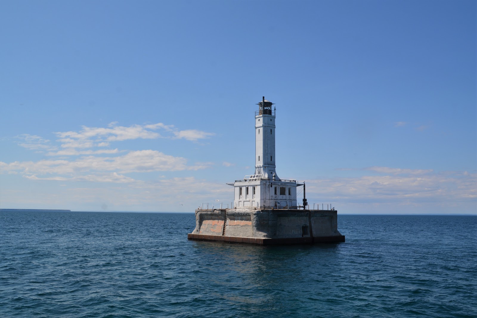 WC-LIGHTHOUSES: GRAYS REEF LIGHTHOUSE - LAKE MICHIGAN, MICHIGAN