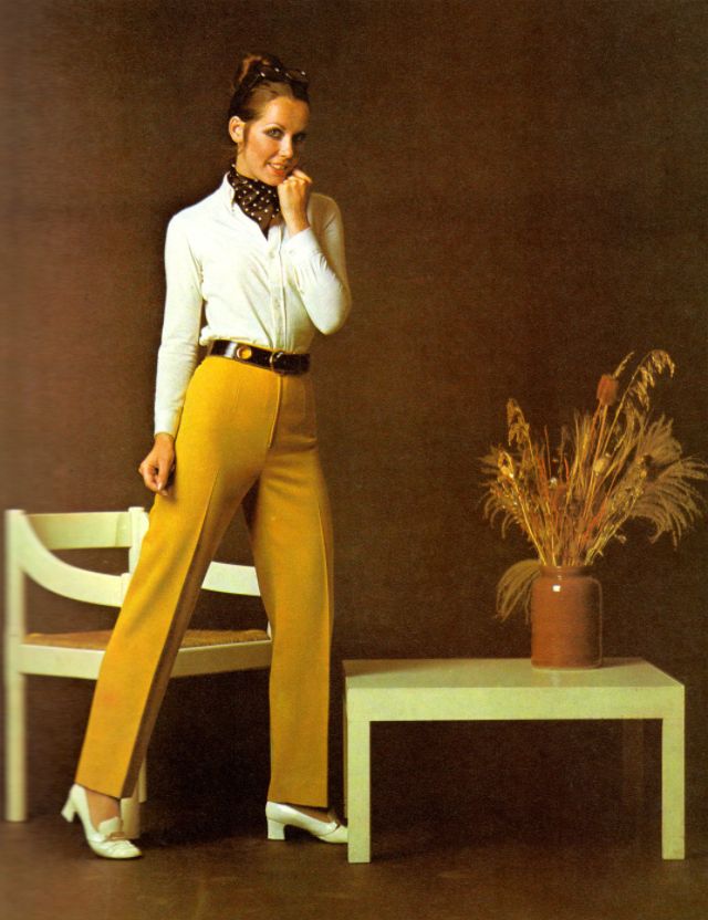 '70 Fashion: A Look At Women's Fashion in 1972 ~ Vintage Everyday