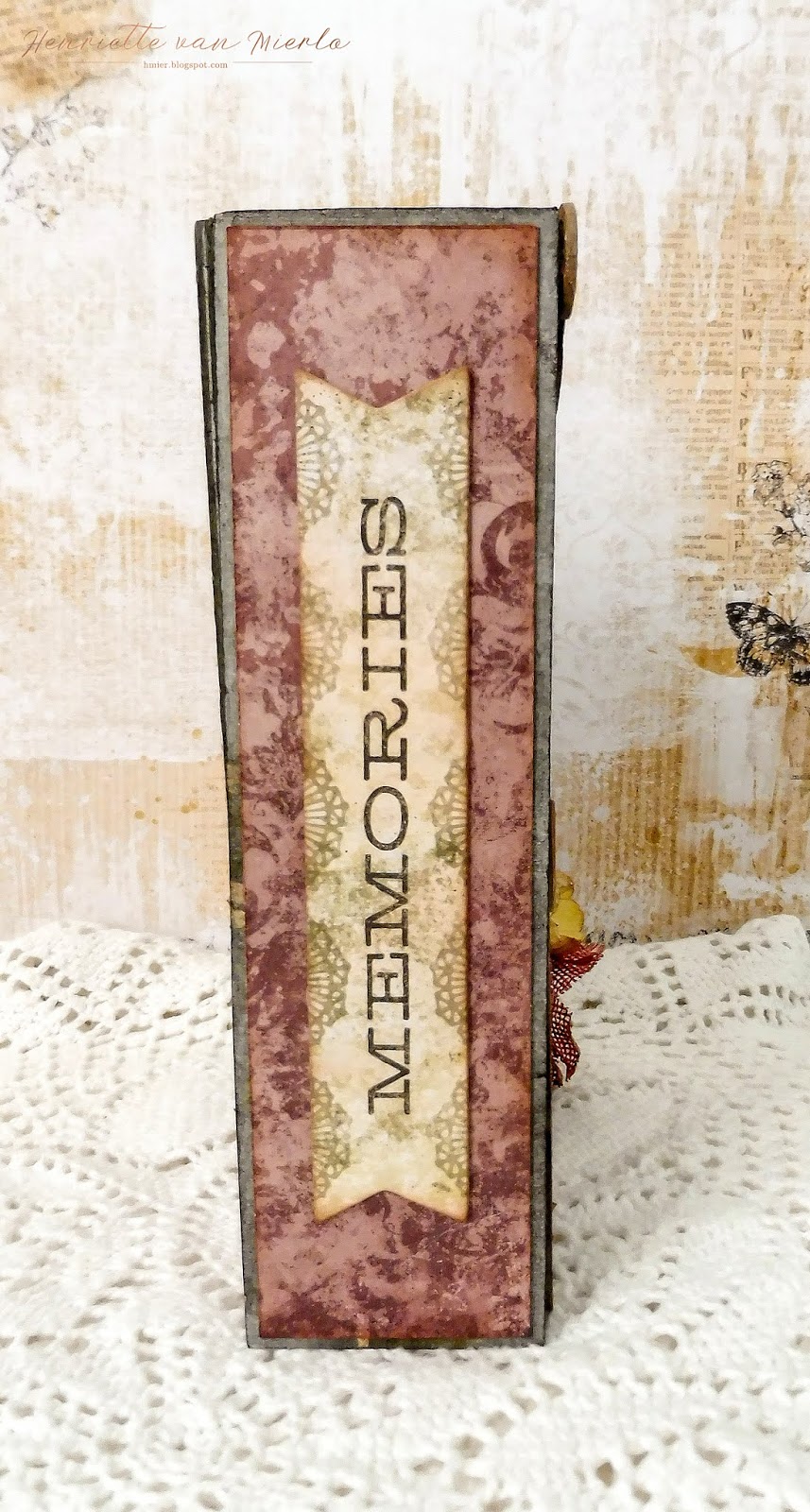 Secret book box with Blue Fern Studios Remnants collection - Henriëtte ...