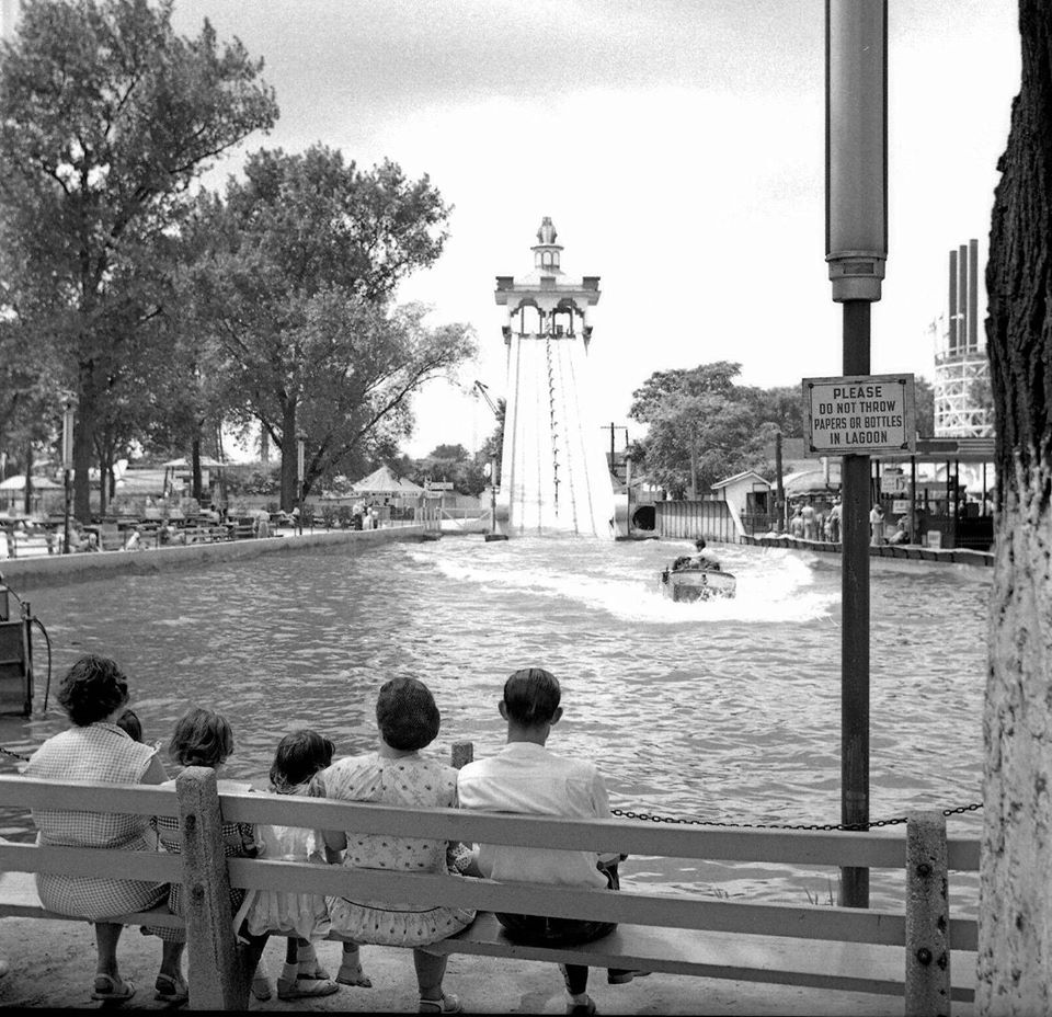 The Digital Research Library of Illinois History Journal™ : Riverview ...