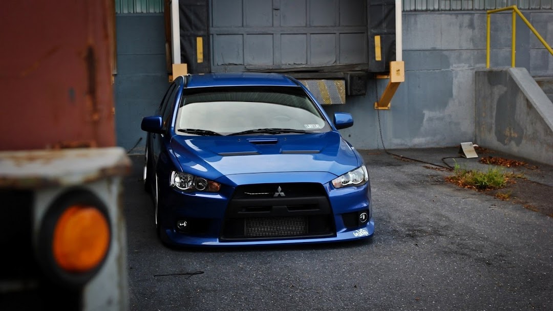 Blue Mitsubishi Lancer Wallpaper