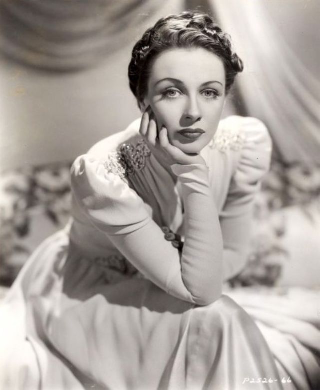 40 Fabulous Photos of Patricia Morison in the 1930s and ’40s ~ Vintage ...