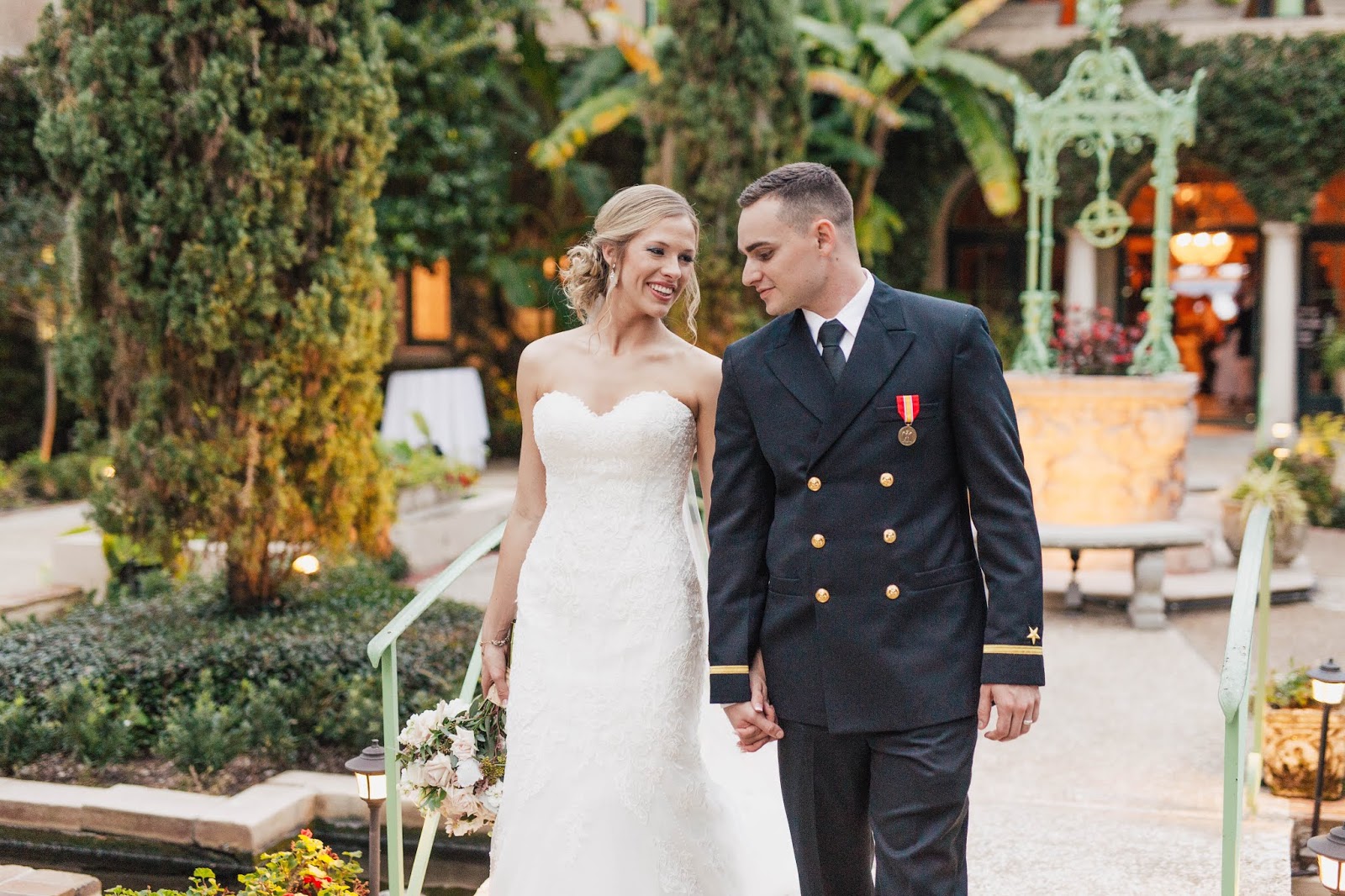 Alexandra + Stuart | Club Continental Wedding | Alondra Vega Photography