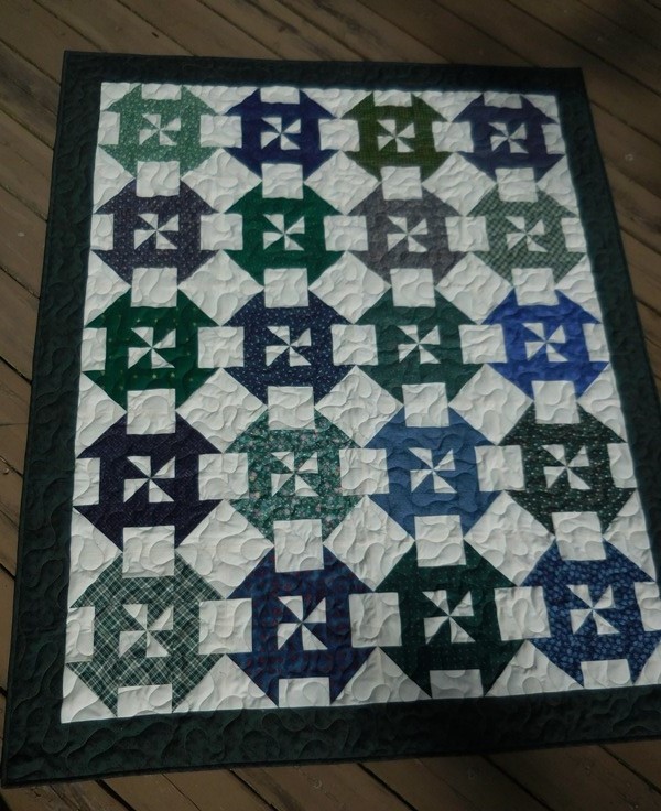 Vicki's Crafts and Quilting: Retreat finishes-OMG-stipple tutorial