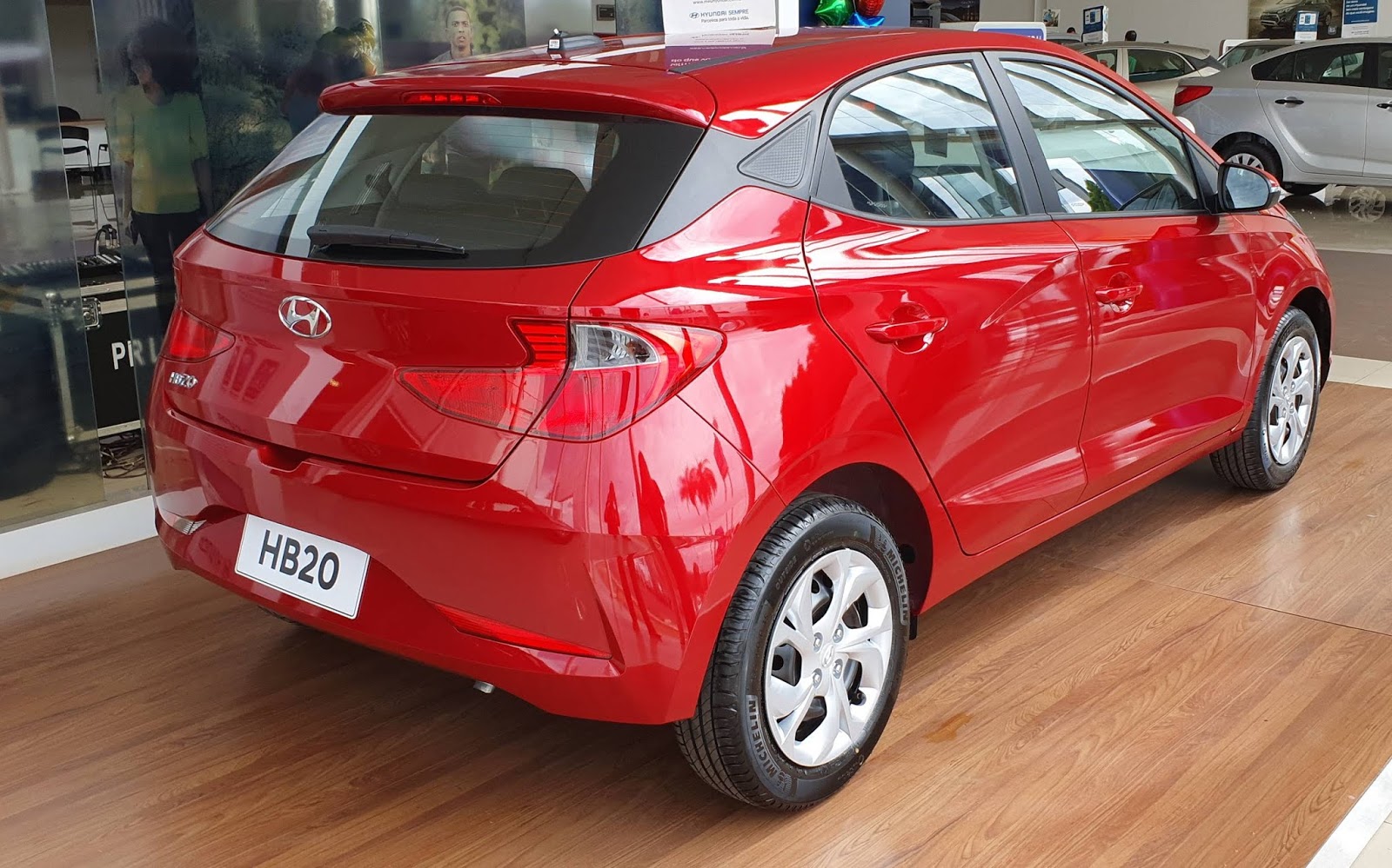 Novo Hyundai HB20 2020: versões Sense (acesso), Vision e Launch Edition ...