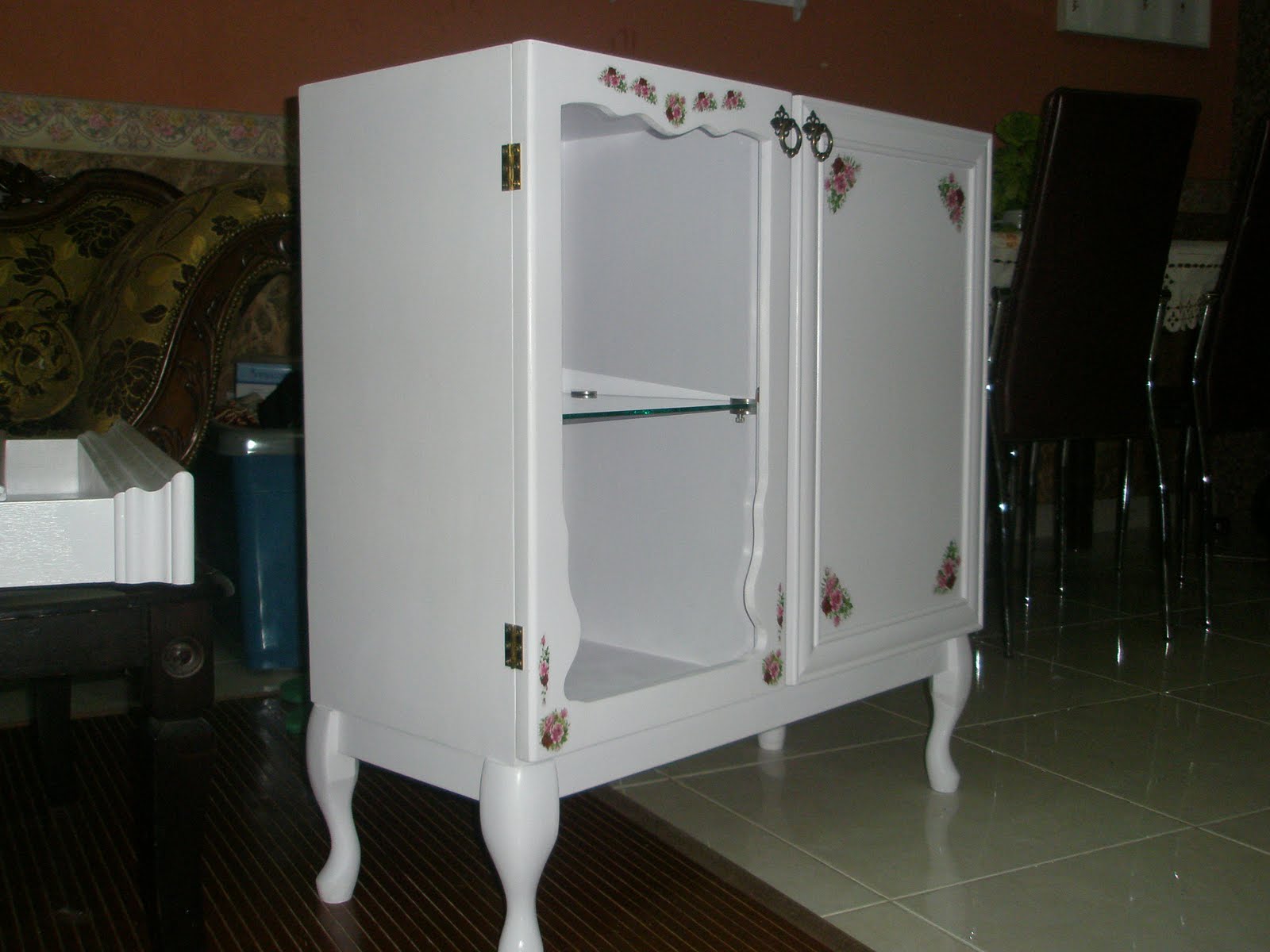 Welcome to Jamaliahomebiz corner.....: Almari ala vantage