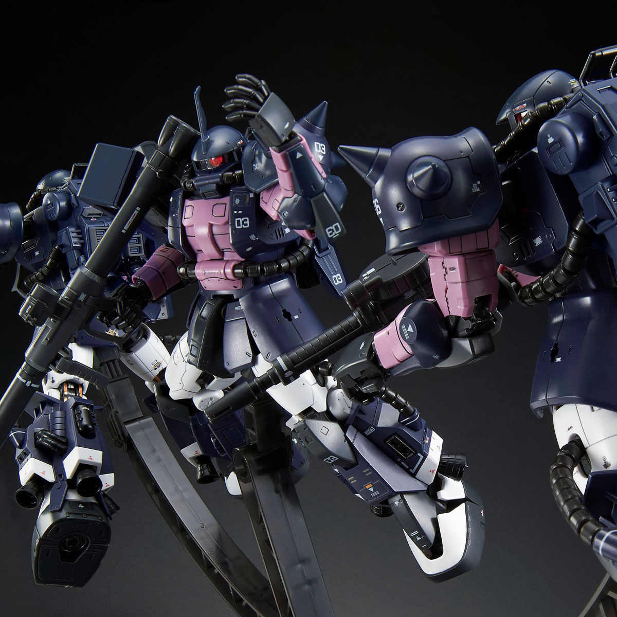 RG 1/144 MS-06R-1A Zaku II Black Tri Star 3 Machine Set [Triple Action Base], Premium Bandai ...
