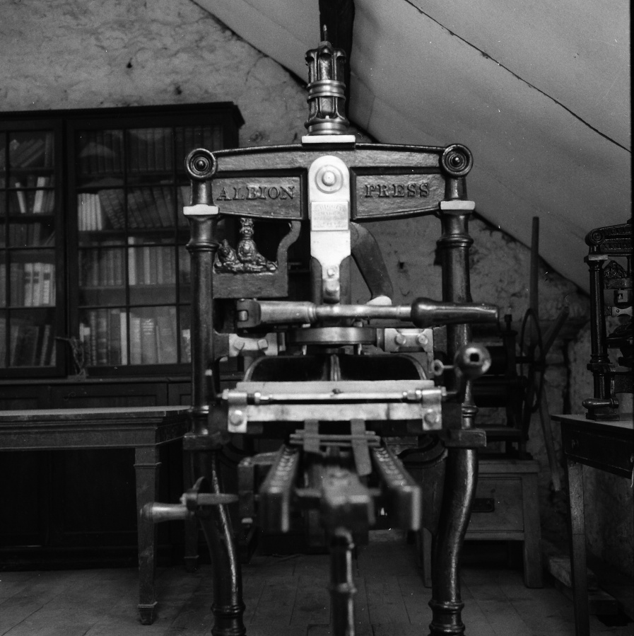 Letterology: Stone Printing