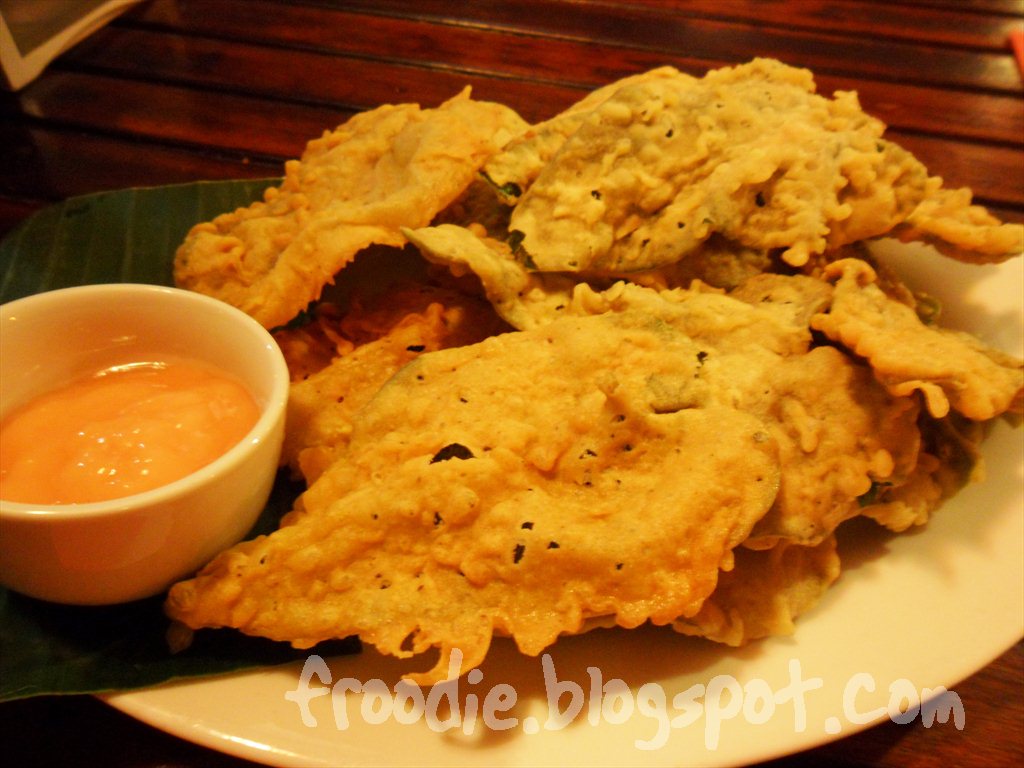 Froodie: The Cool and Casual Foodie: Marina and their sizzling bulalo steak