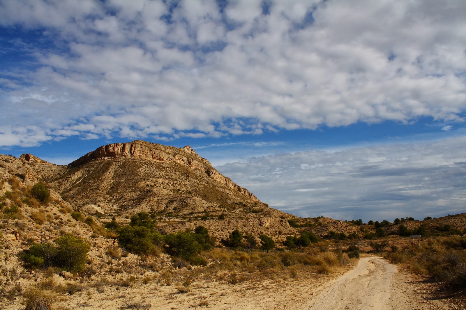 barranc-dels-cocons-mines-de-l-ocre-mutxamel