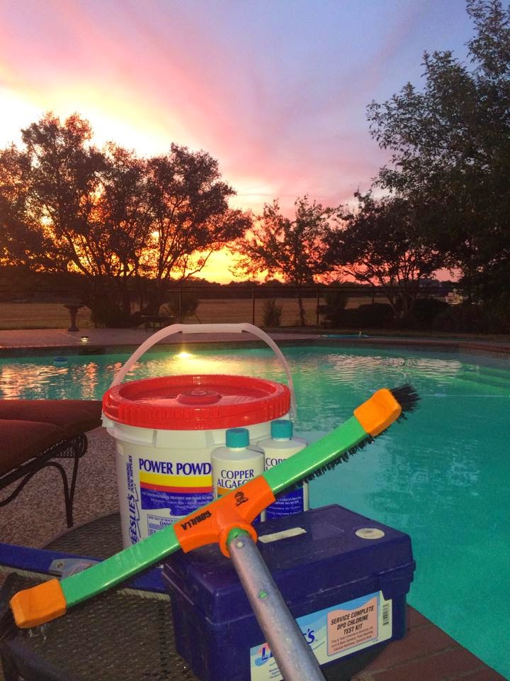 BobcatBLUE Pool Cleaning: Scale on Pool Surfaces