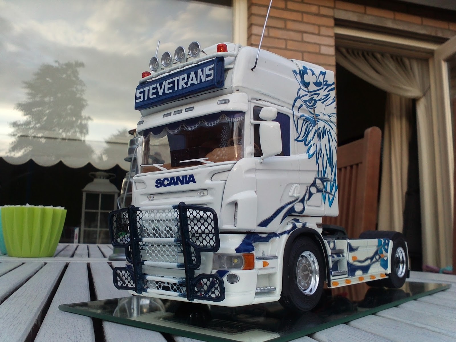 vrachtwagen modelbouw 1:24