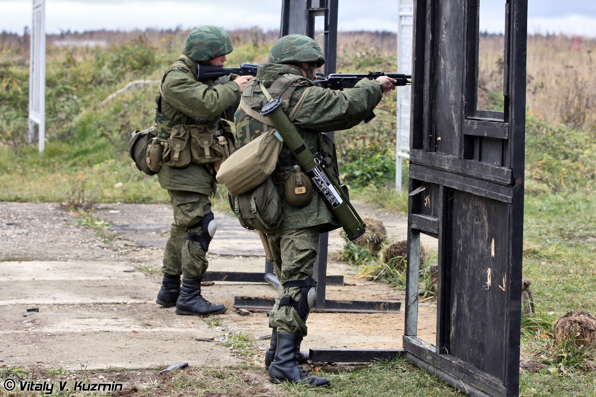 WARFARE Blog: GALERIA: Demonstração da Cia Recon da Divisão Kantemirovskaya