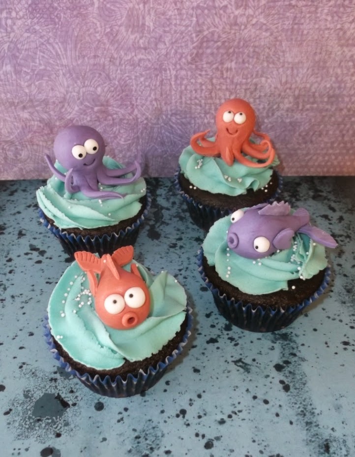 Kiwi Cakes: Octopus cupcake topper tutorial