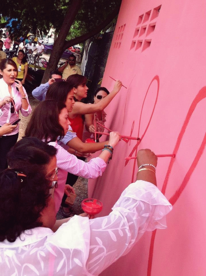 PINKI YOUTUBE: Cancun: realizan mural conmemorativo por el Día mundial ...