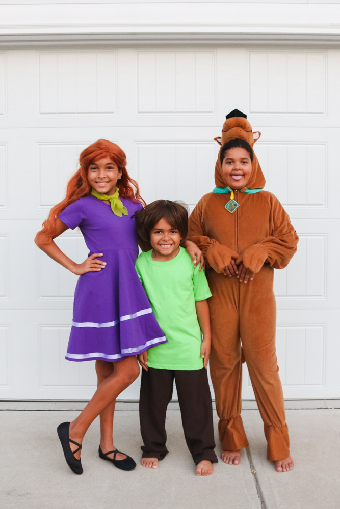 A Fun Scooby Doo Family Costume and How to Create Your Own - Pretty Real