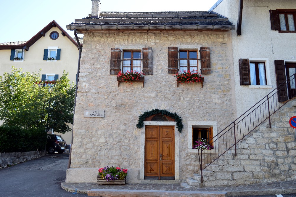 Cosa vedere a Luserna, un'isola tra le montagne - Montagna di Viaggi