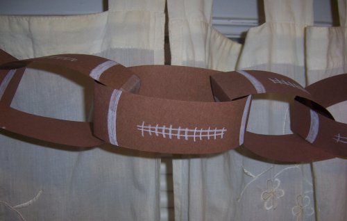 Better Budgeting: Frugal Fall Decorations: Football Party