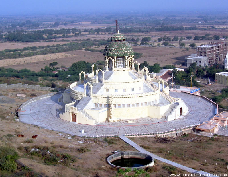 The Jain Temples of Palitana - The Globe Trotter