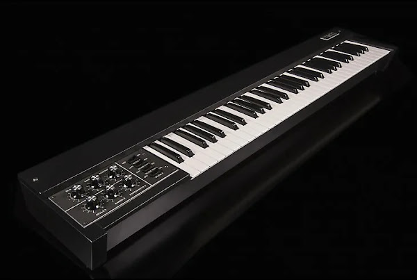 MATRIXSYNTH: Moog Moog 3P IIIP Modular + Complement B Sequencer + 953 ...