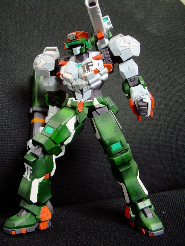 Ryc03's Toy Cabinets: Hasegawa 1/100 Virtual On Apharmd T type F review