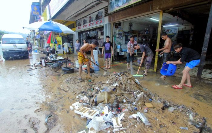 MARAN : BANJIR BURUK MELANDA BANDAR MARAN | PORTAL PAHANGKU