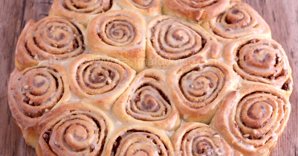Cinnamon rolls