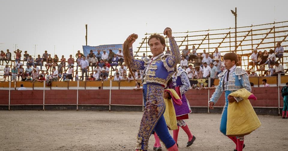 PANORAMA TAURINO DEL PERÚ: SAMUEL CALDERÓN INDULTA NOVILLO DE SAN SIMÓN ...