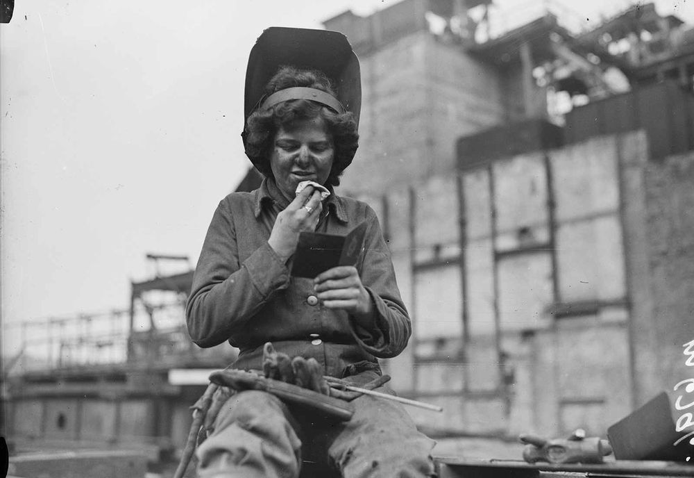 The Bridge Built By Women | Amusing Planet