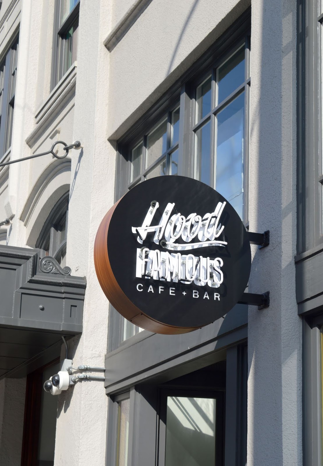 A Visit to Hood Famous Cafe and Bar