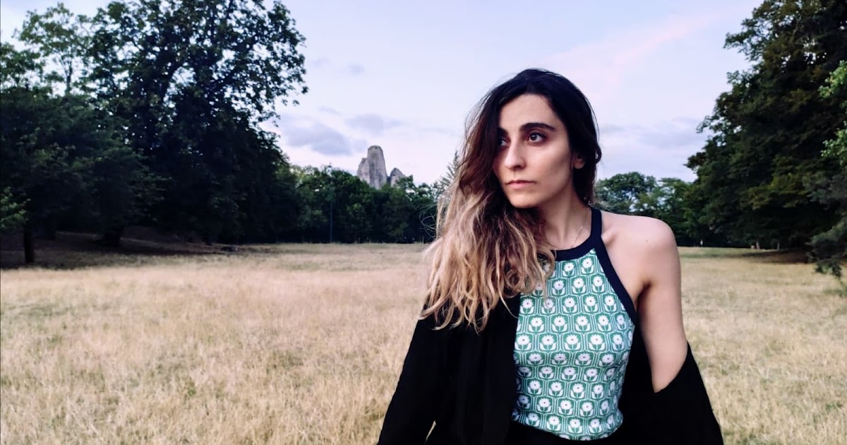 Կյանքը շատ կարճ է ավելորդ գրքեր ունենալու համար | Ծով Alize՛