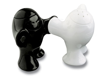 Simply Creative: Creative Salt & Pepper Shakers