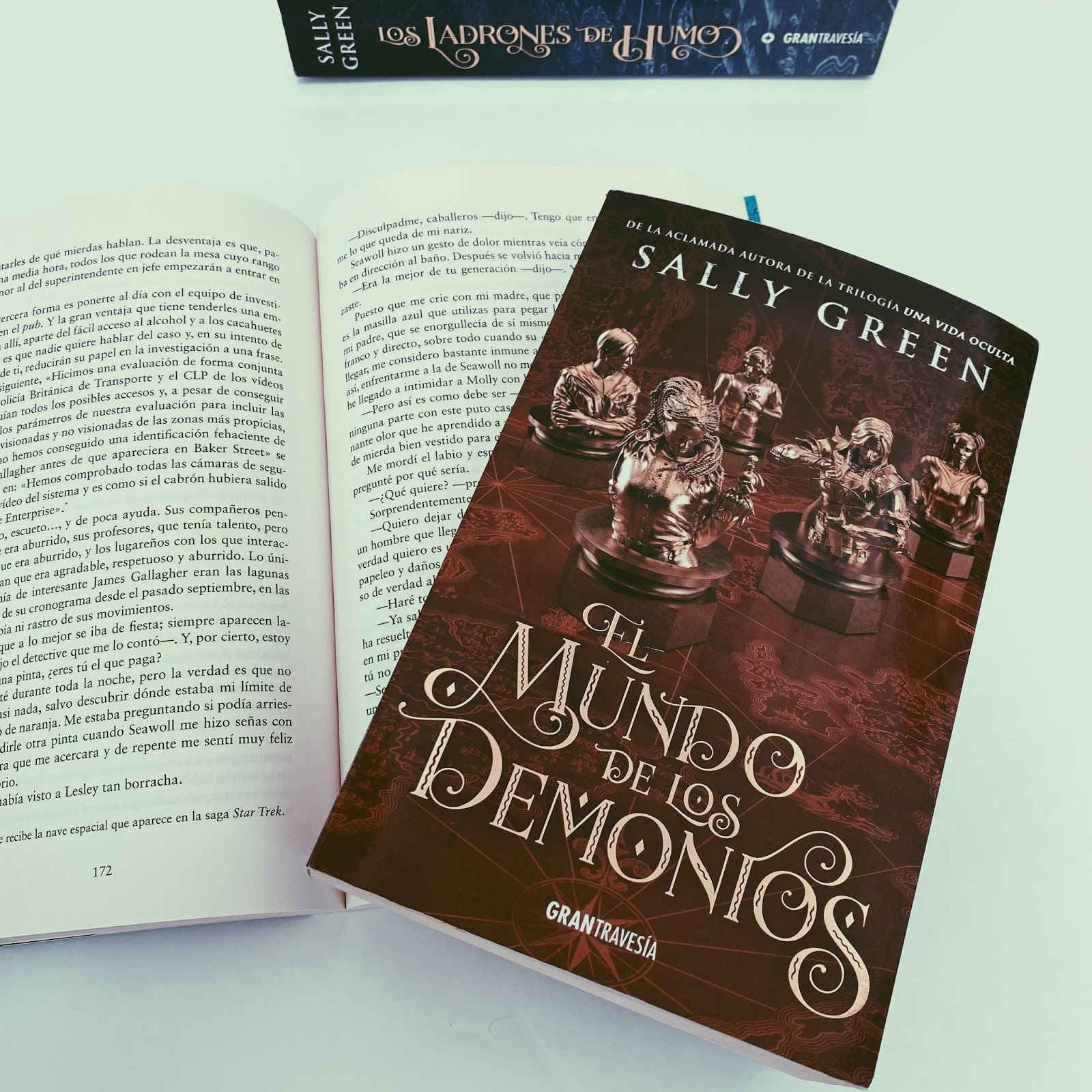 Reseña: El mundo de los demonios - Sally Green - Sueños entre paginas