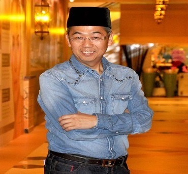 "Farid Kamil Seorang Misteri" -David Teo