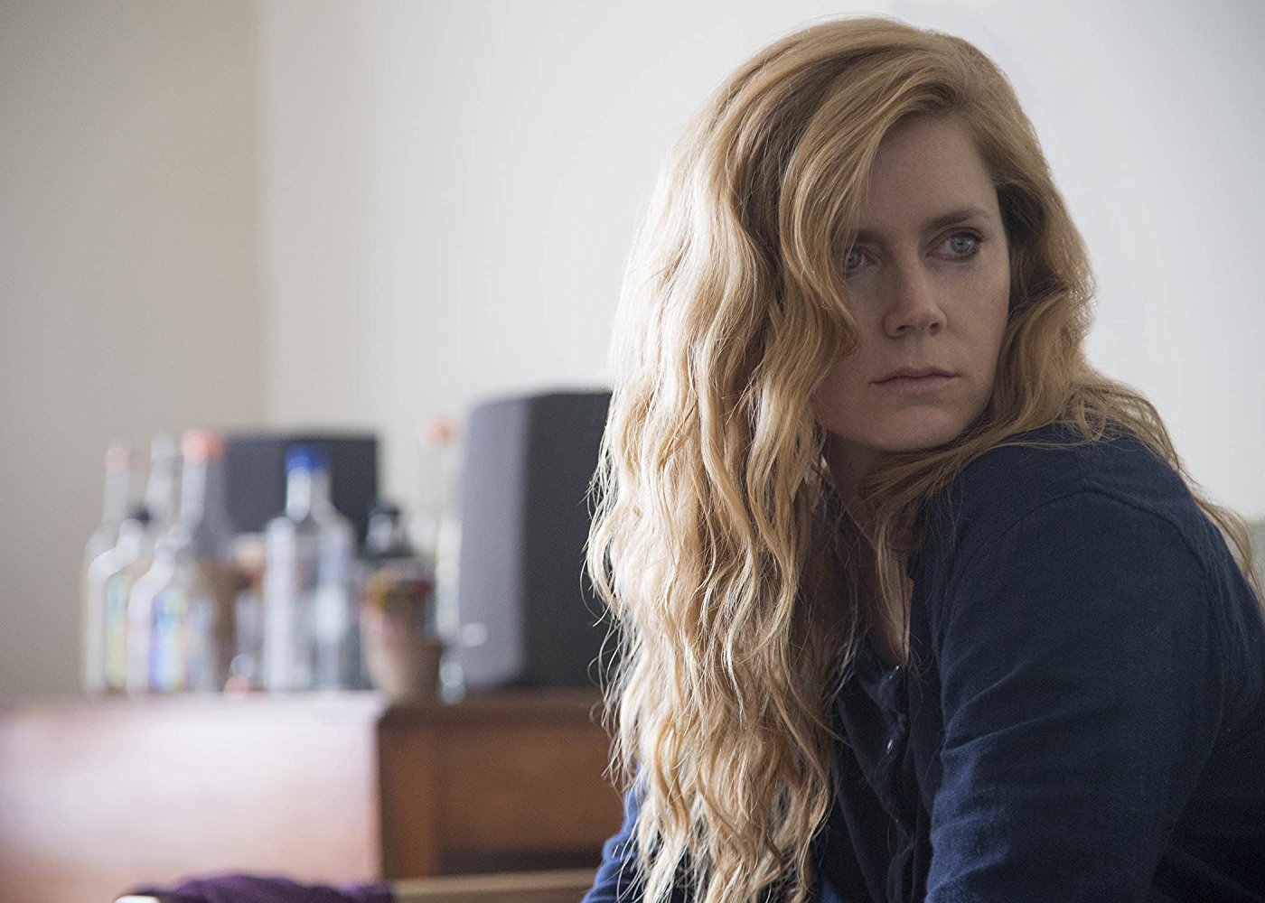 Sharp Objects starring Amy Adams: First trailer #book2movie