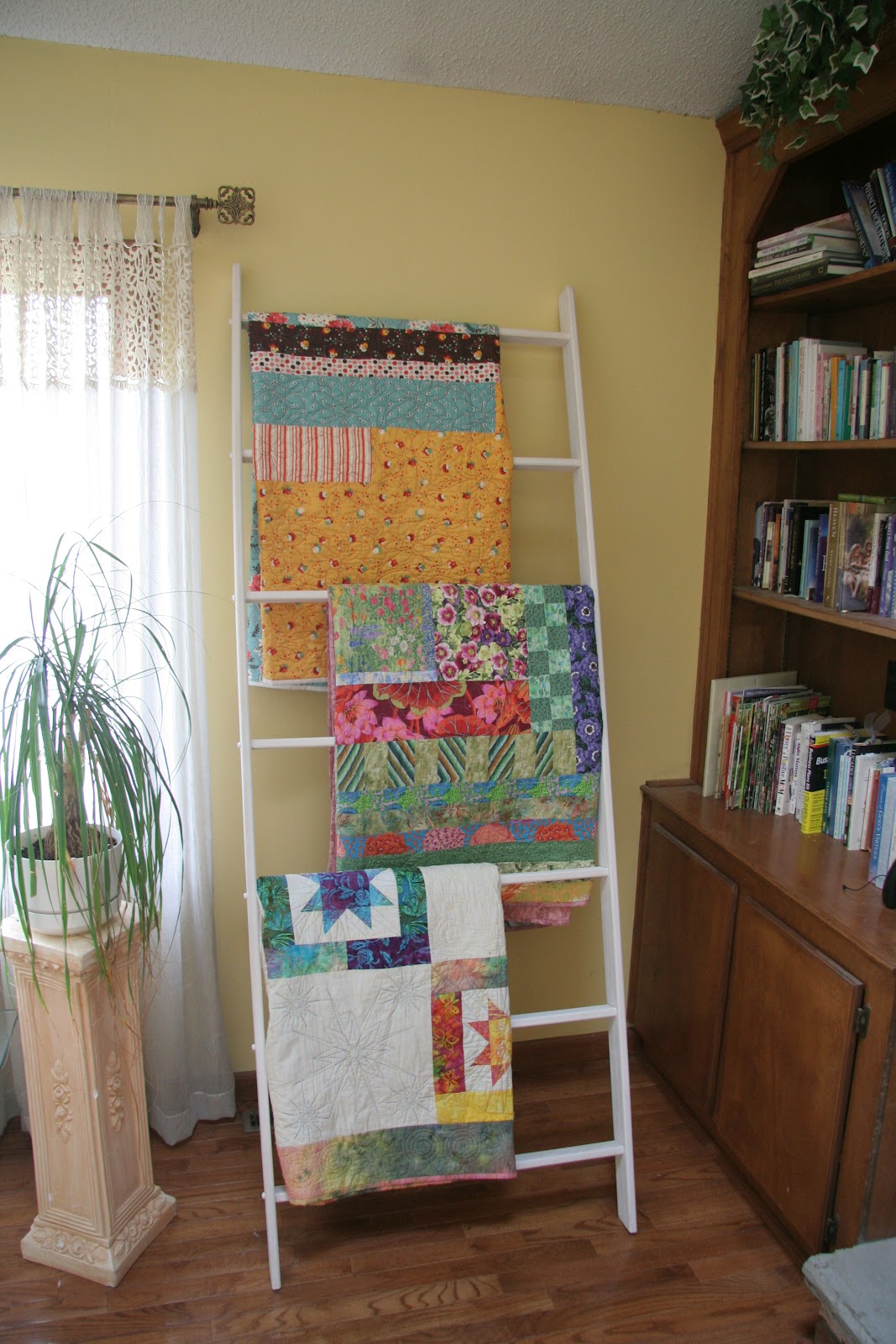 Rosebud Quilting: Quilt Display