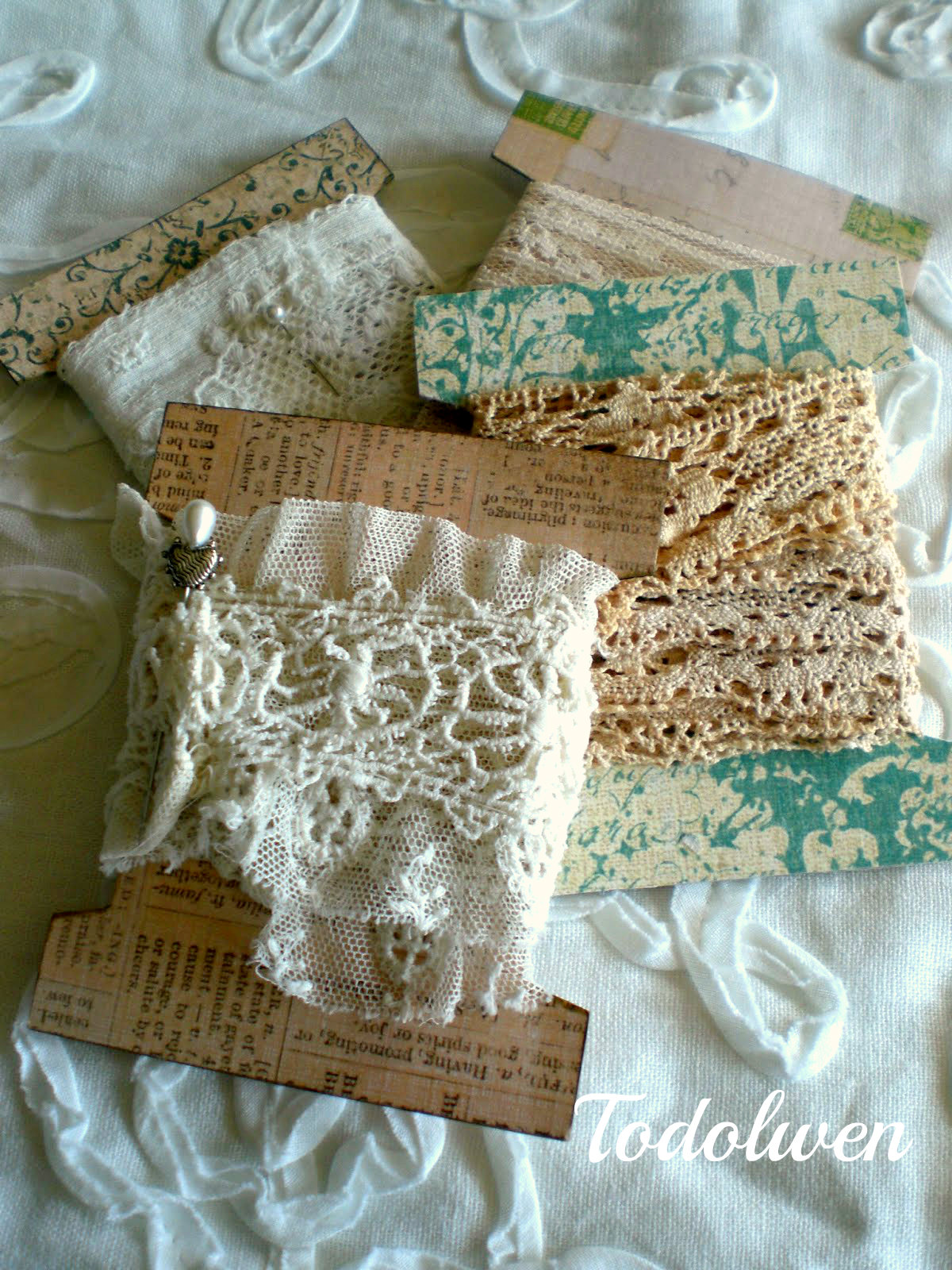 Todolwen: A New Tutorial ~ Lace Cards