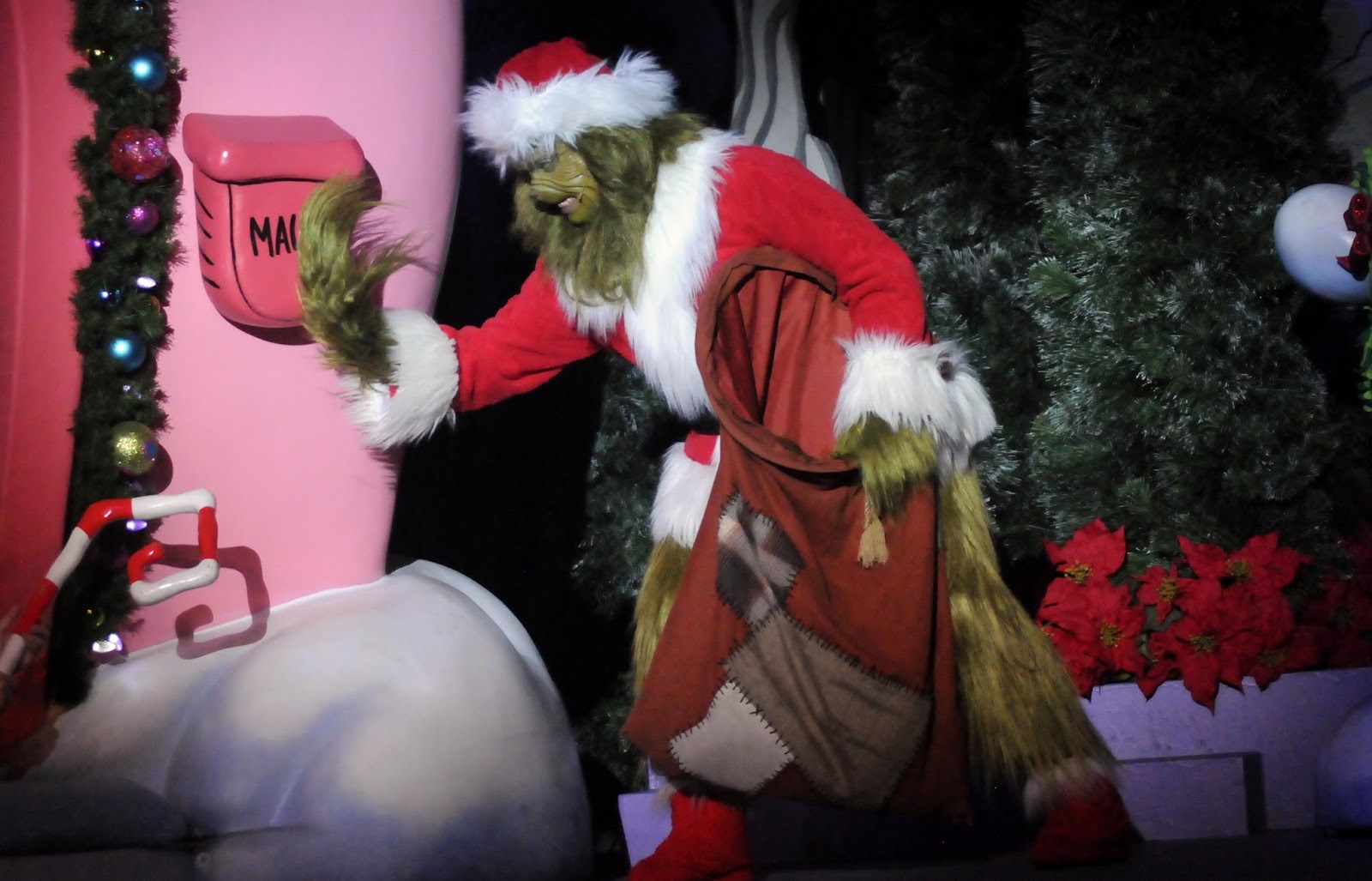 NewsPlusNotes: Scott And Carol Present - Celebrating The Grinchmas at ...