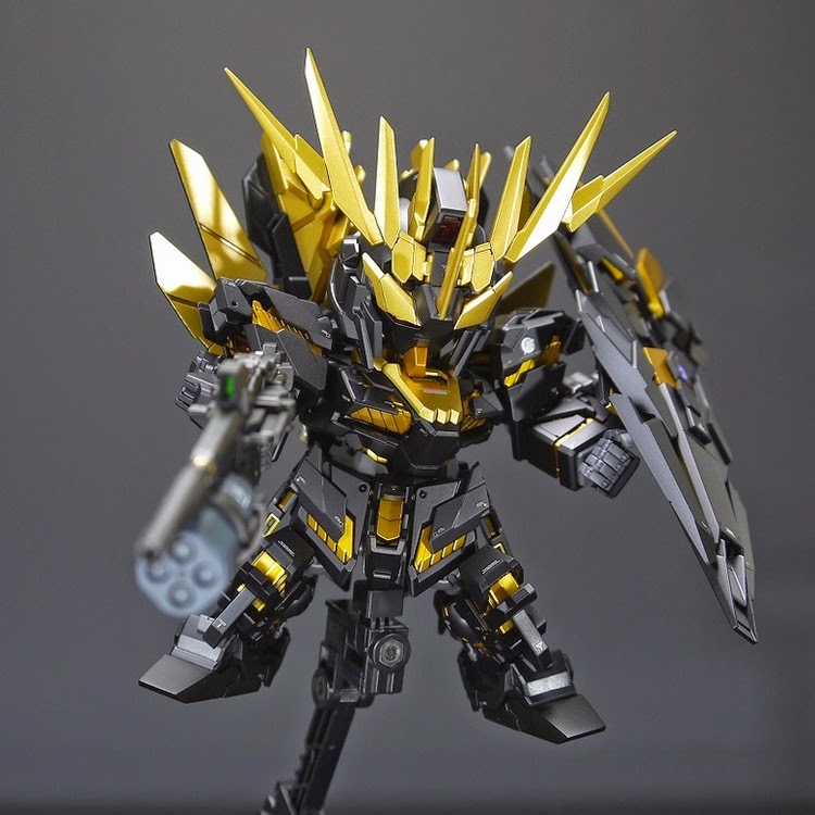 Custom Build: SD x HG Banshee Norn