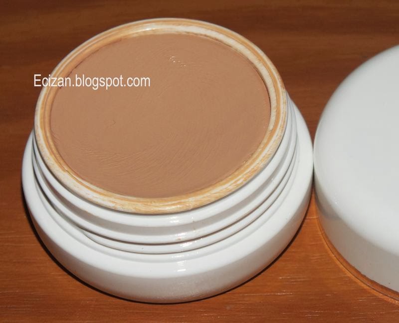 Ecizan Diary: Review: Foundation Naturactor shade 151